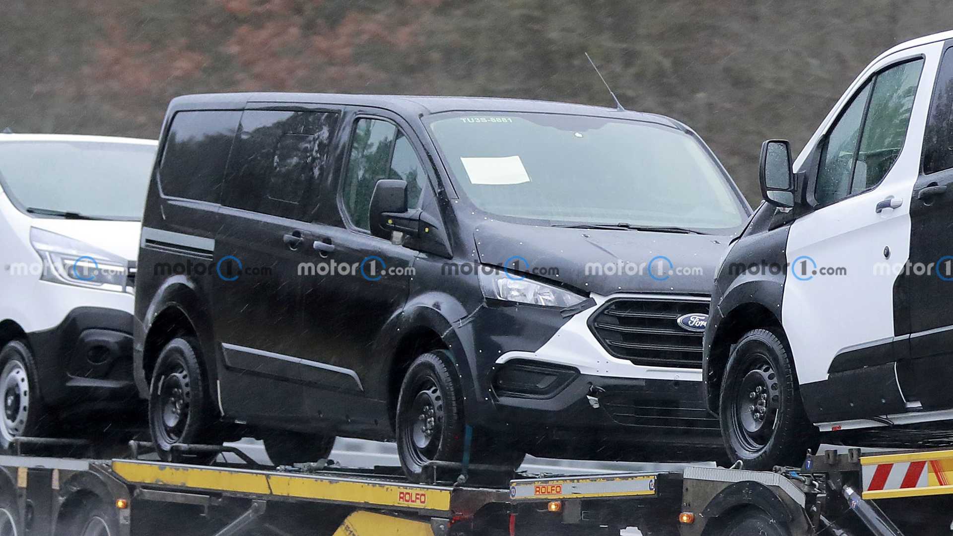 Volkswagen Transporter та Ford Transit переведуть на електротягу: перші ...