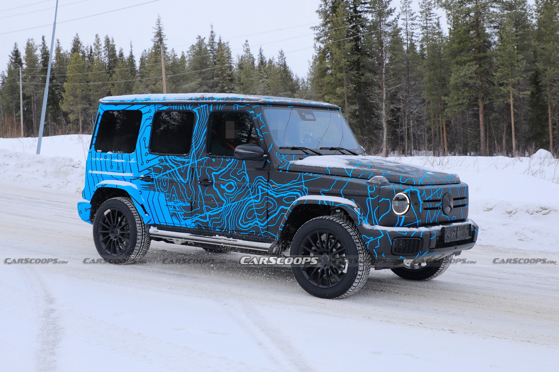 Відео дня: електромобіль Mercedes-Benz G-Class показав ефектний дрифт ...