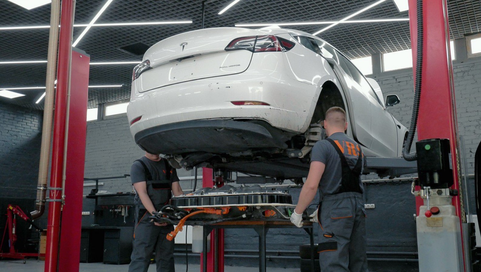 Особливості сервісного обслуговування електромобілів: все що потрібно ...